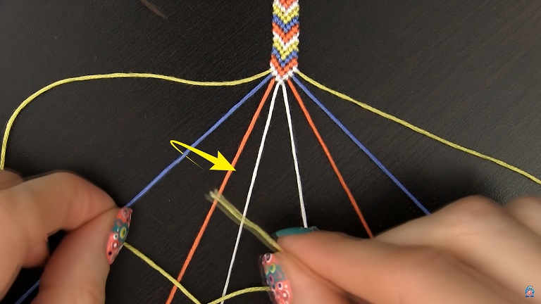 How to Make Yarn Bracelets (Steps Guide for Friendship Bracelet) - Sew ...